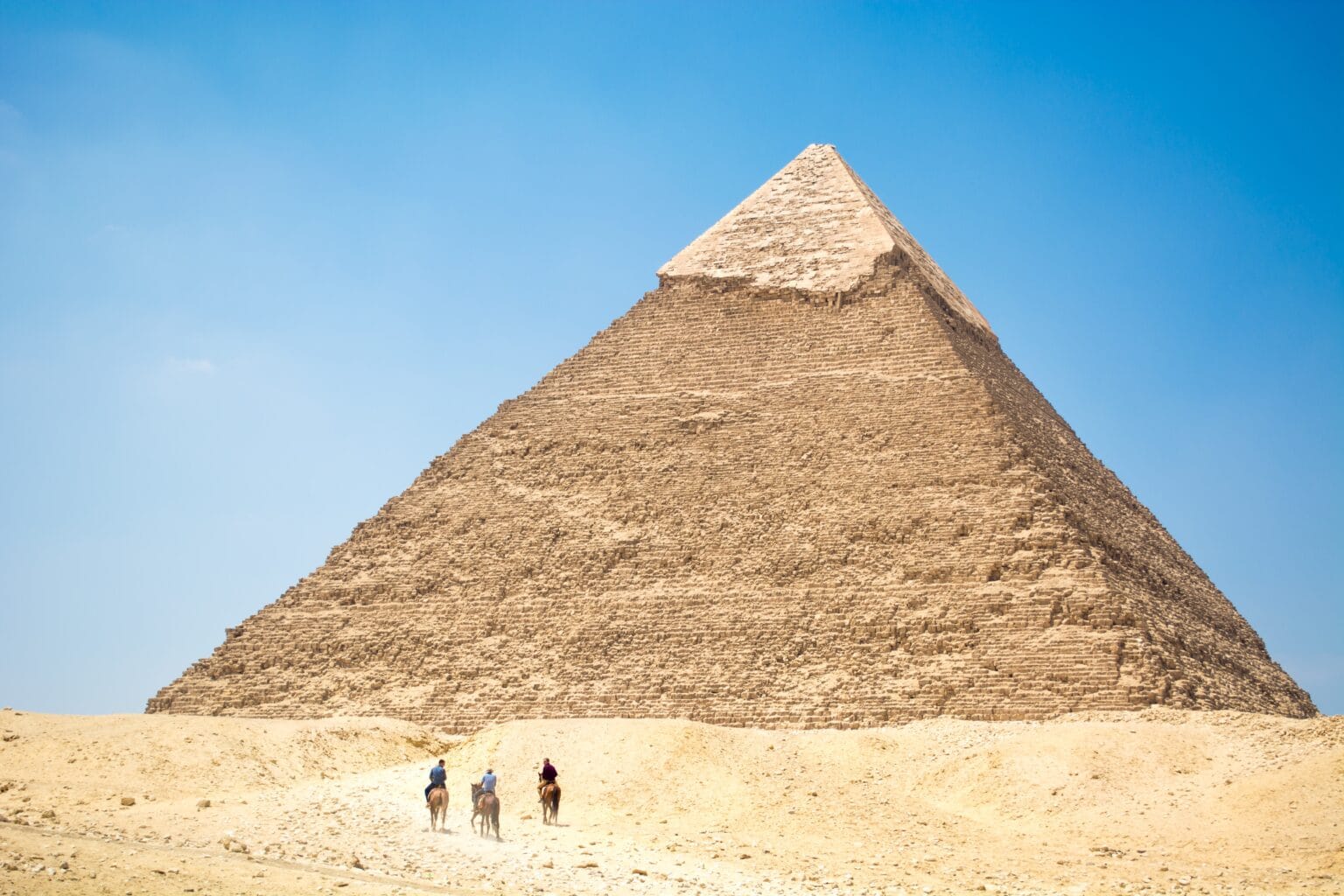 Mystery or ingenuity: How were the pyramids built? - Ferrovial's blog