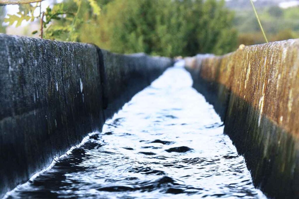 El sistema de tuberías de la antigua Grecia que sobrevive junto al Partenón