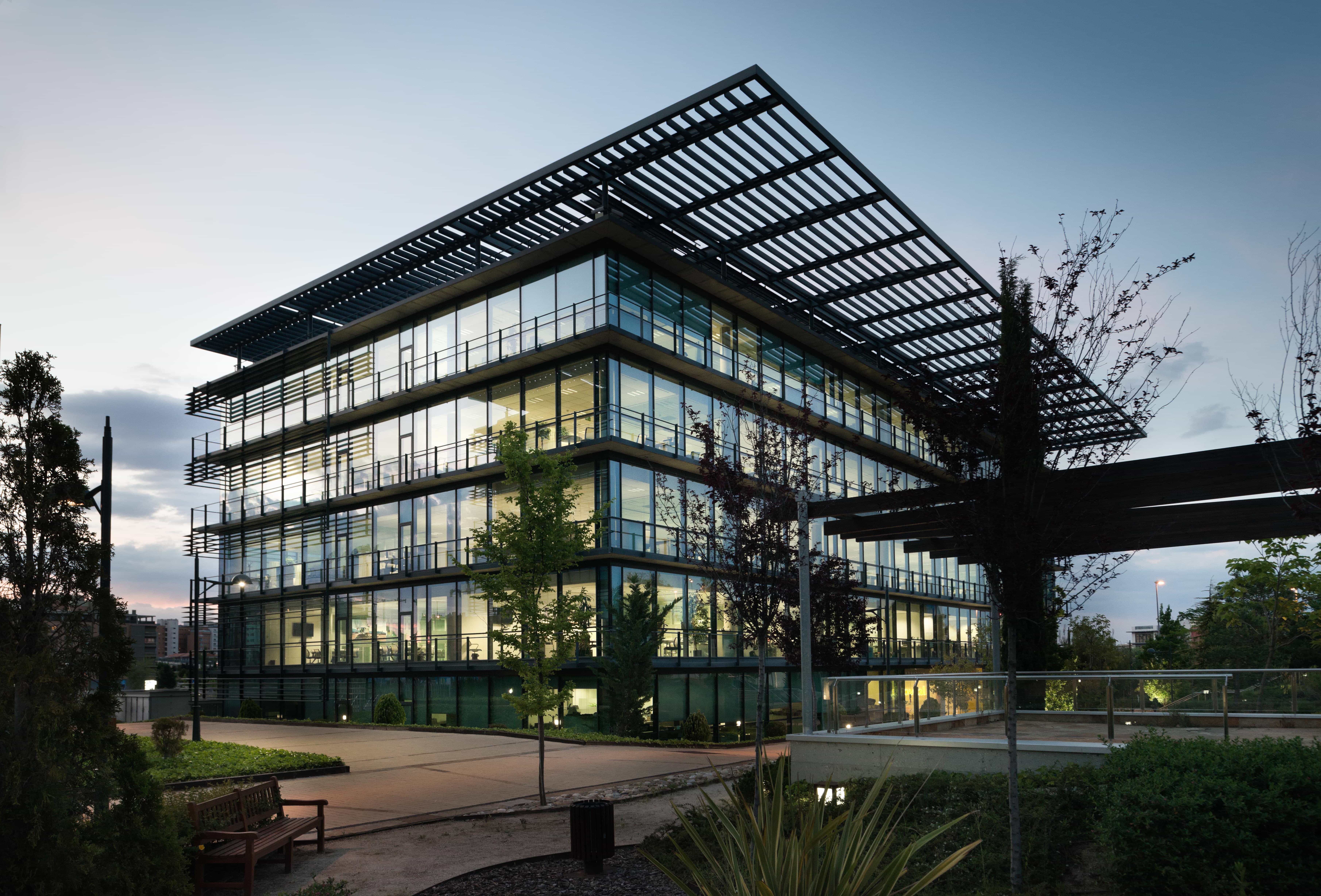 Summary of Ferrovial News April 2016 Ferrovial