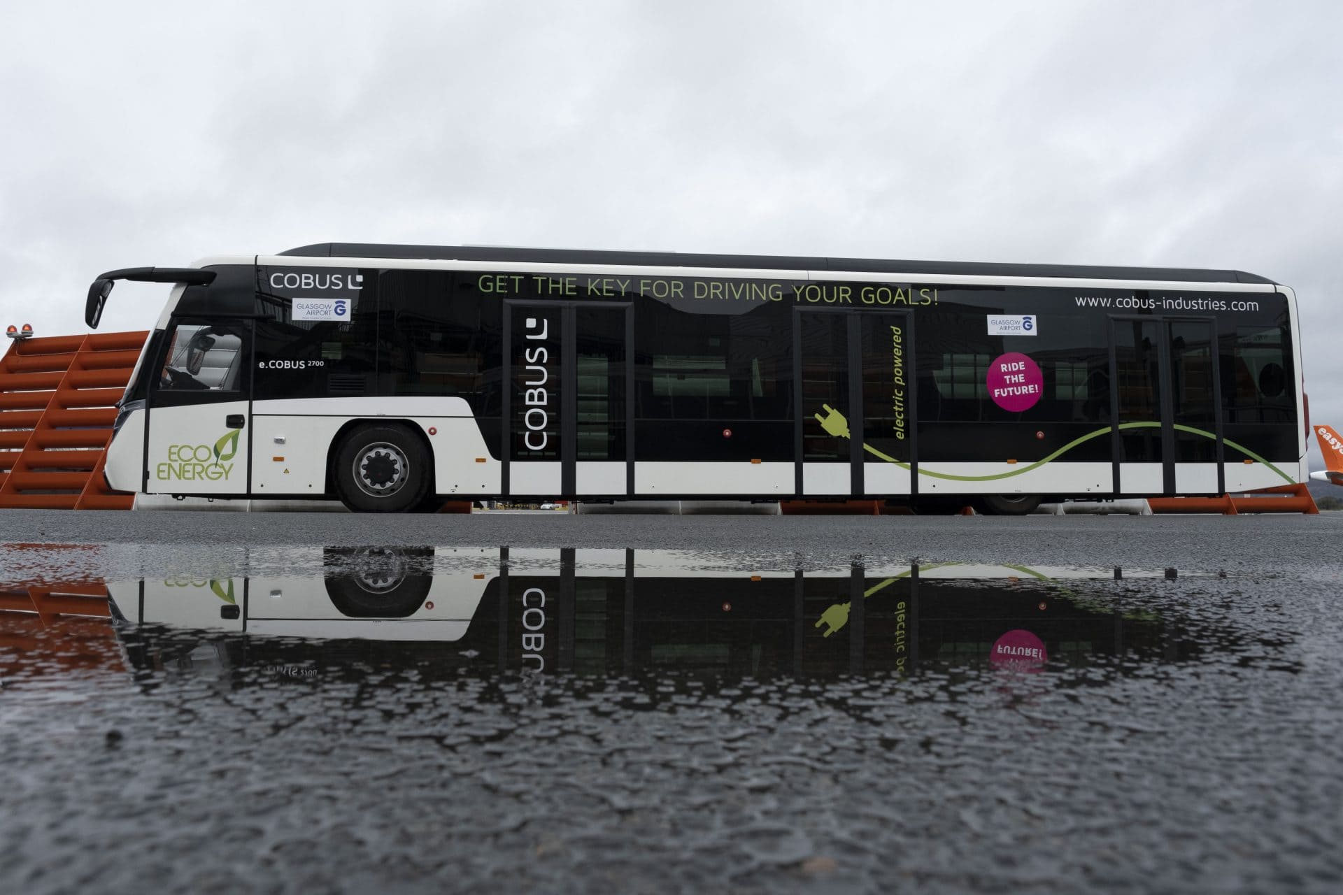 Glasgow Airport Trials Zero emission Bus For Airfield Passenger